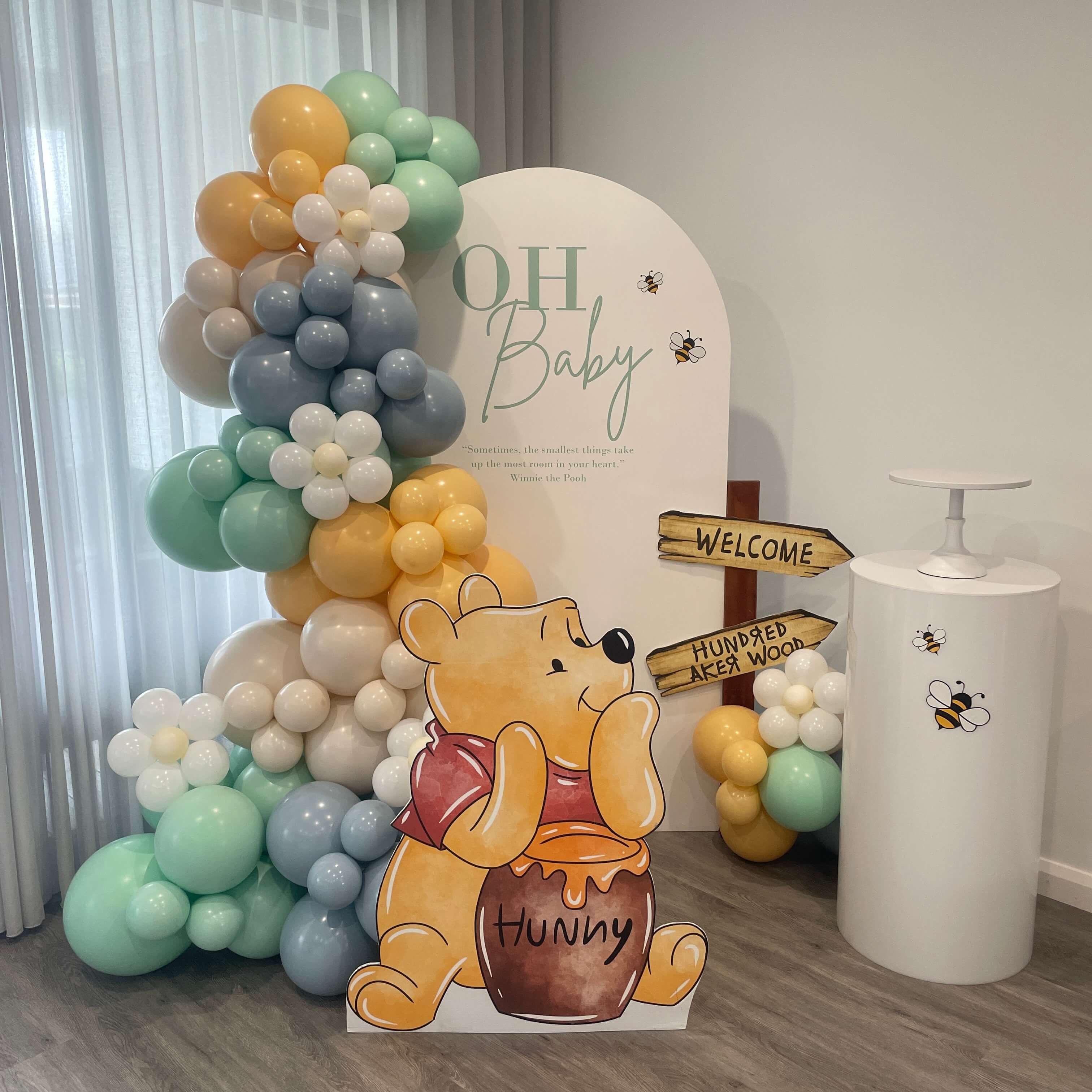 Classic Daisy Winnie the Pooh Balloon Garland Package - Peachy Keen Events